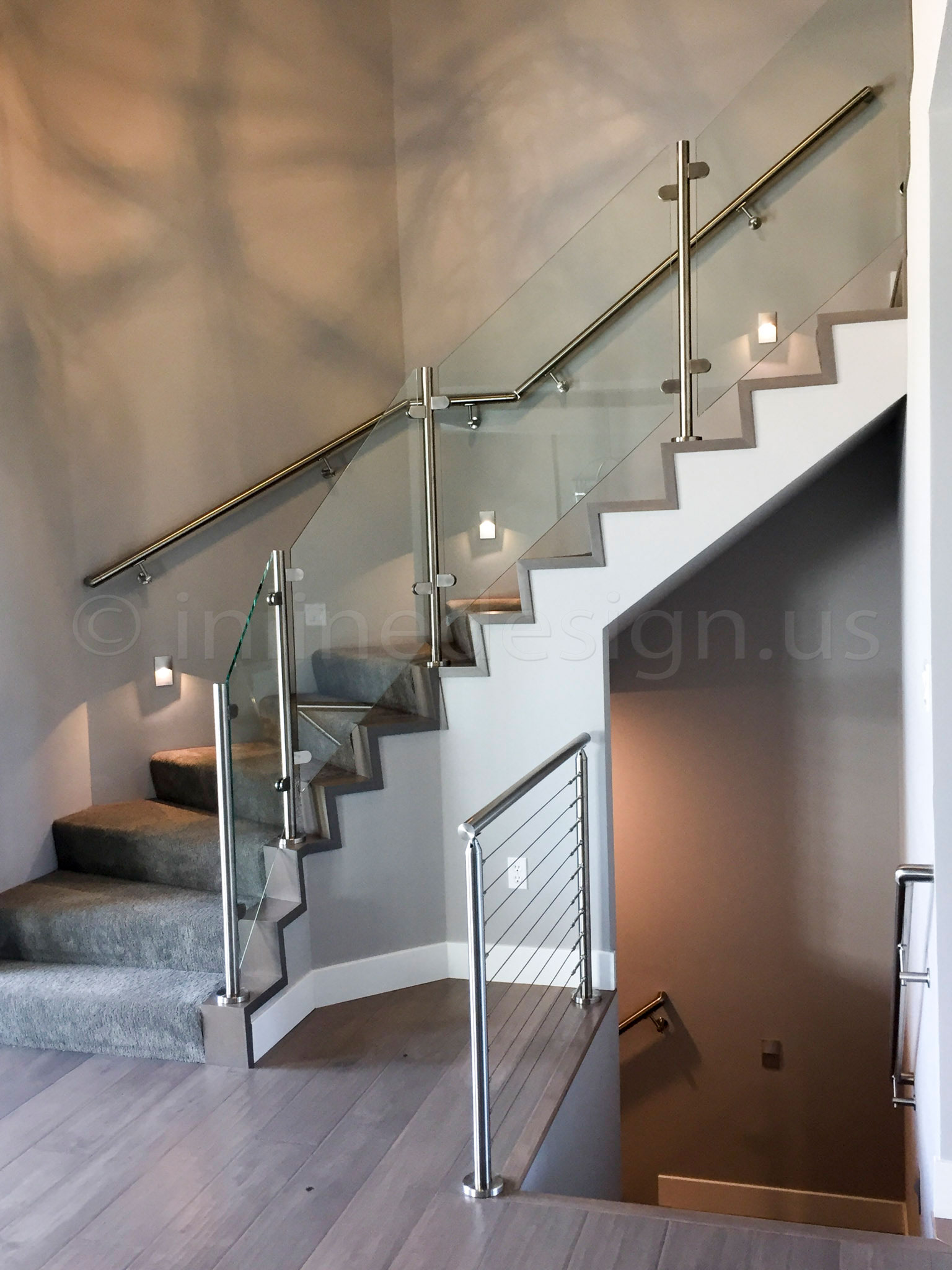 Hybrid cable and glass railing system with Blended Stairs – Inline Design